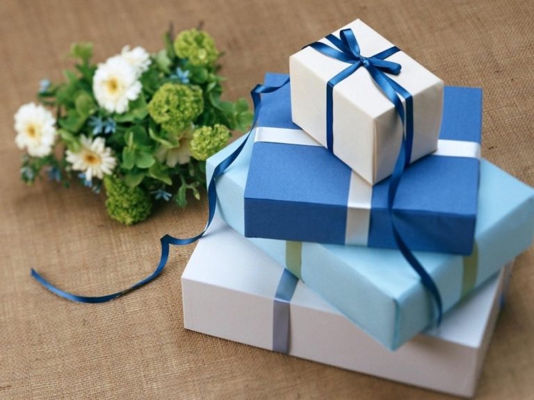 Silly Expensive or Sentimental: How to Choose the Best Birthday Gift ...