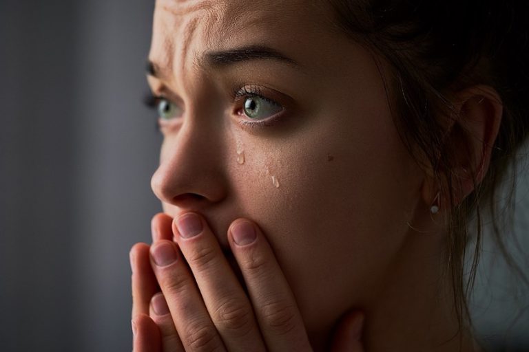How to Deal With an Unexpected Death in the Family — Anne Cohen Writes